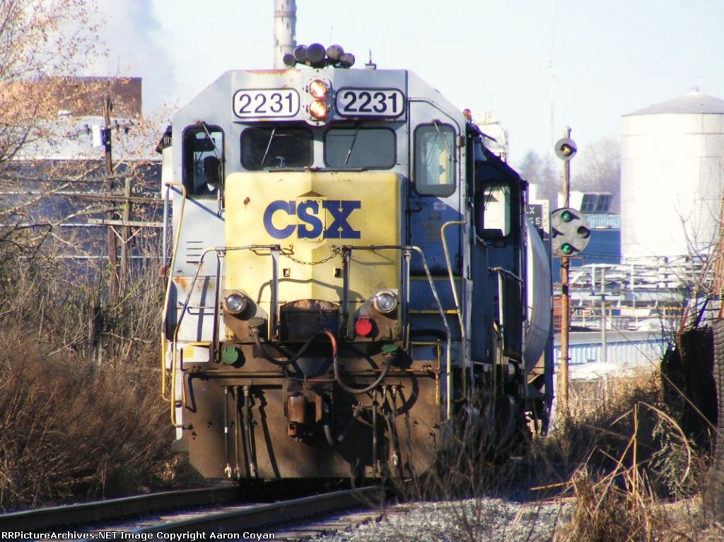 CSX 2231 has a clear signal to cross NS